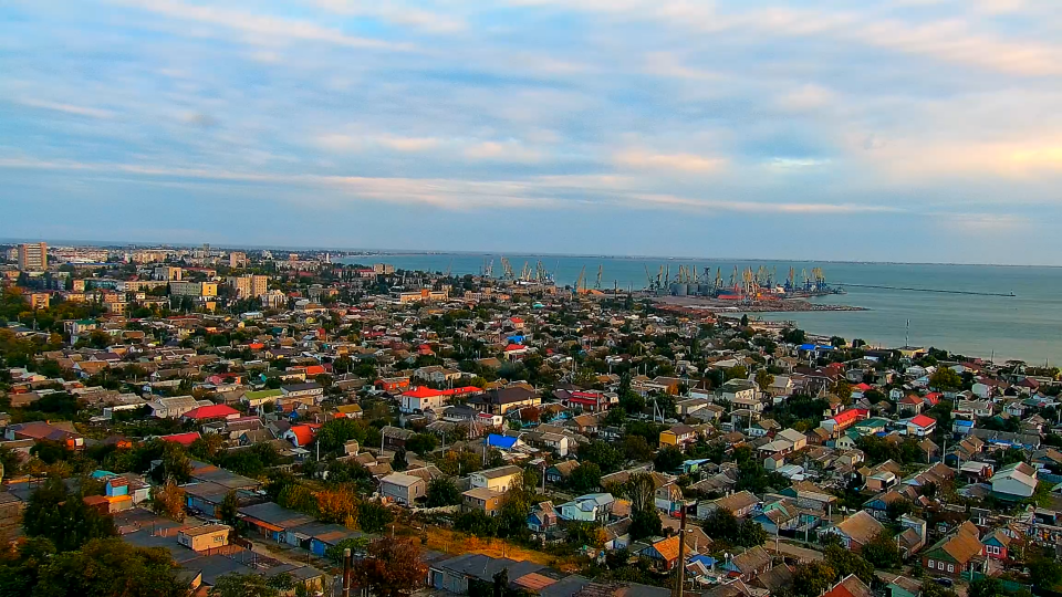 Russians accelerate construction of 'city of the future' at Arabat Spit ...