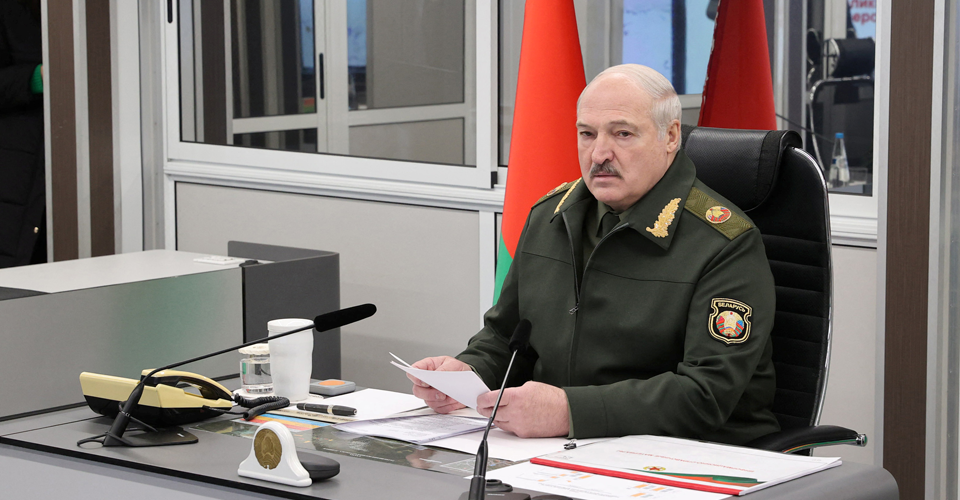 Lukashenko will turn Belarusians into hostages by hosting tactical ...