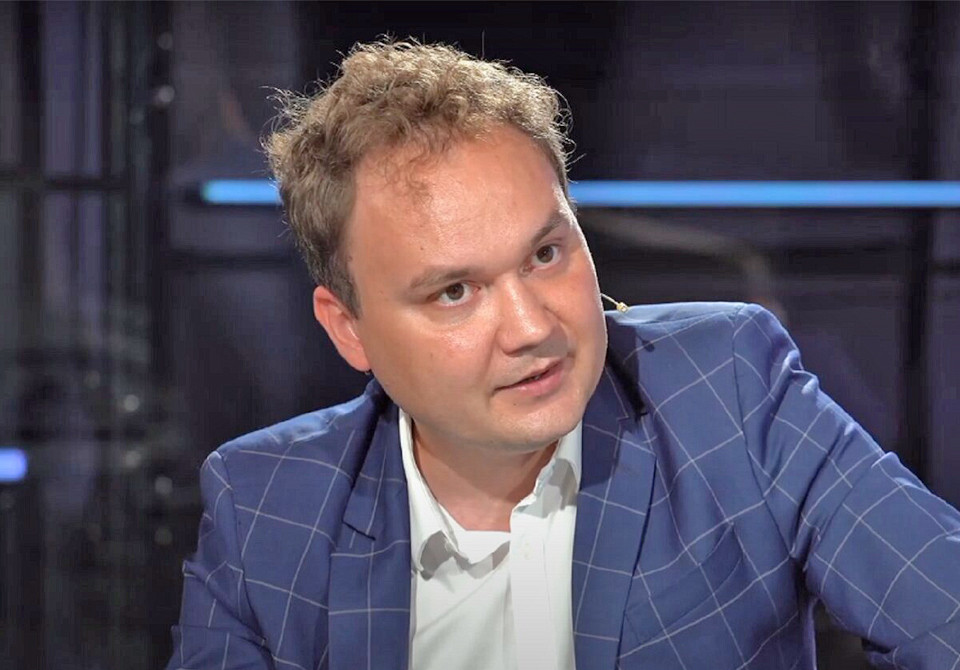 Crimea blasts deal blow to Russia's reputation, in first step to ...