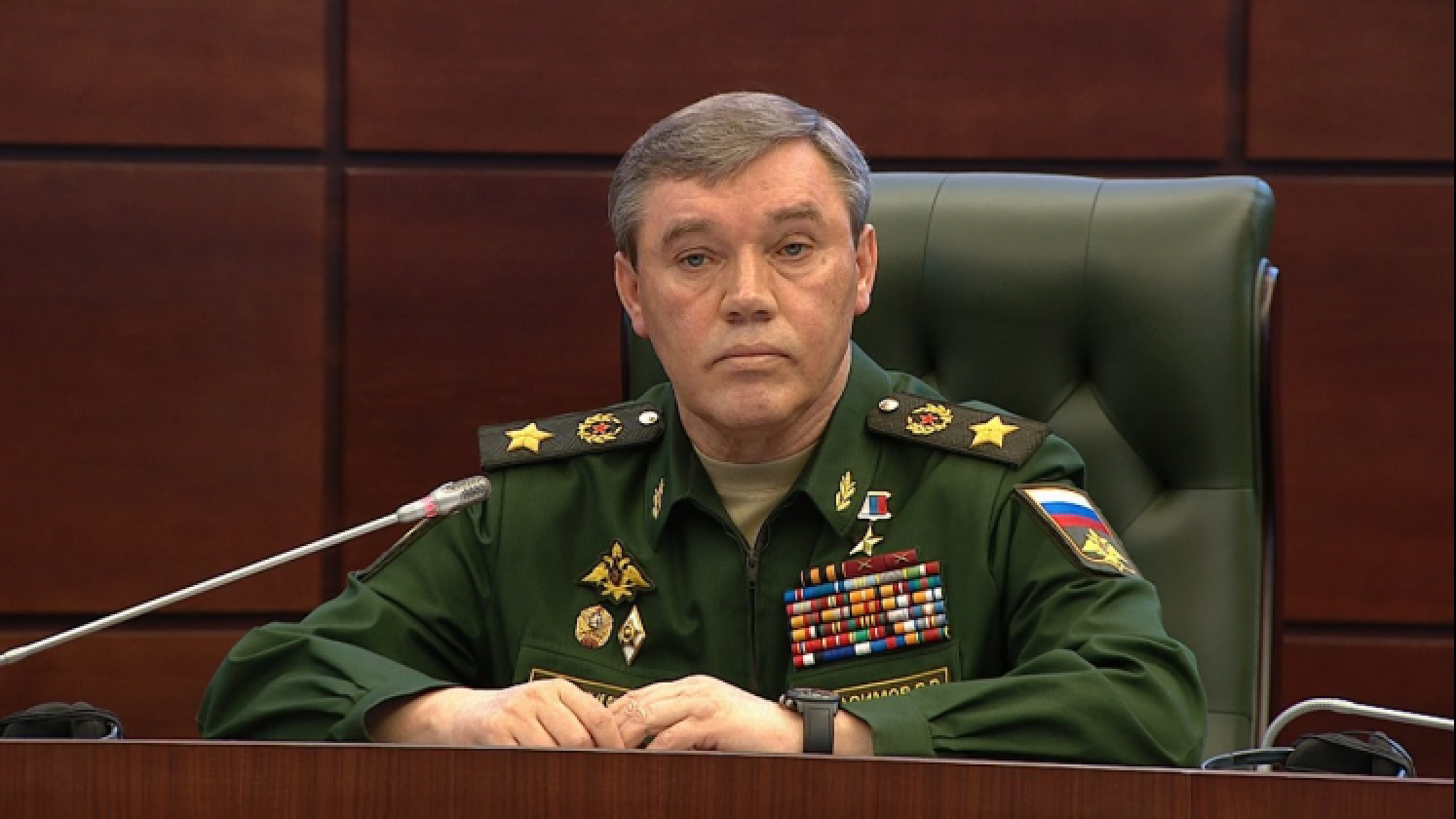 Top Russian, U.S. generals spoke by phone following Oreshnik strike