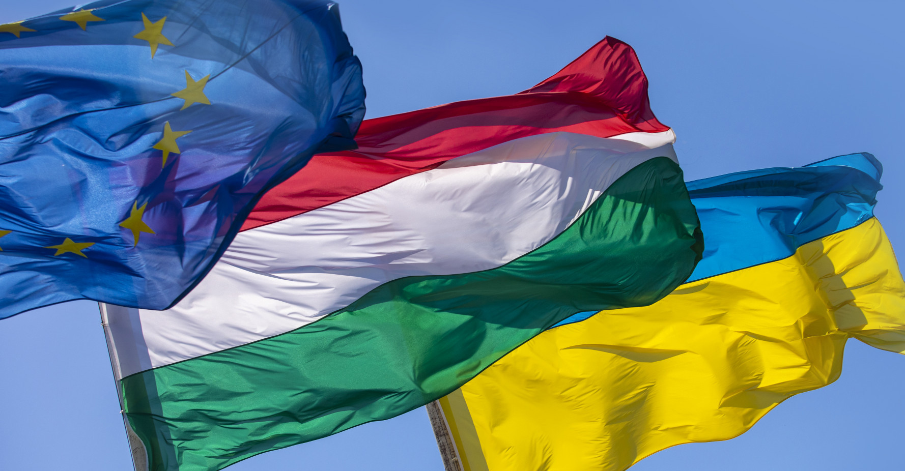 Ukraine, Hungary should review all agreements on sensitive issues ...