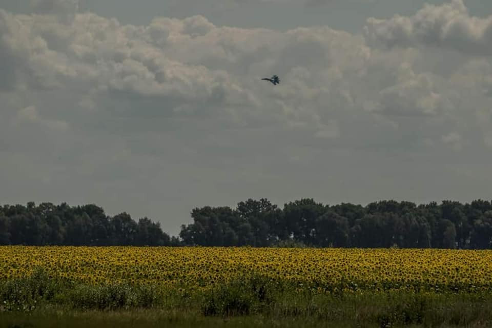 Ukrainian aviation strikes Russian strongholds - Operational Command ...