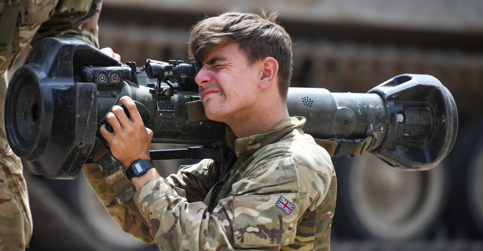 This ATGM is created to destroy Russian tanks: how the NLAW system ...