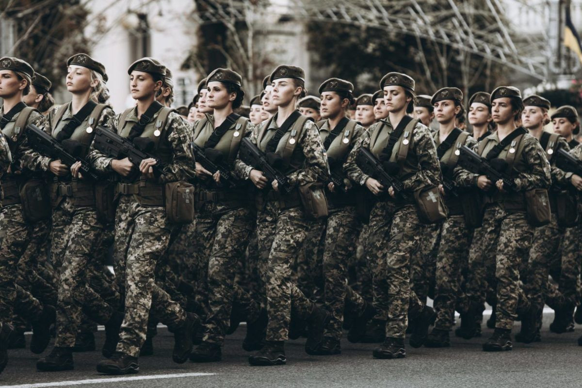 Expanding military draft to women is not considered in Ukraine
