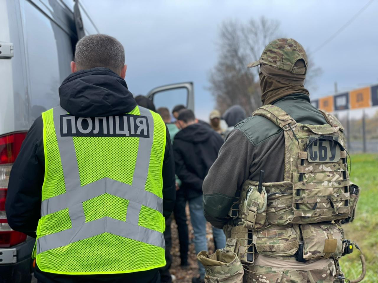 Відправляли військовозобов'язаних за кордон як волонтерів ...