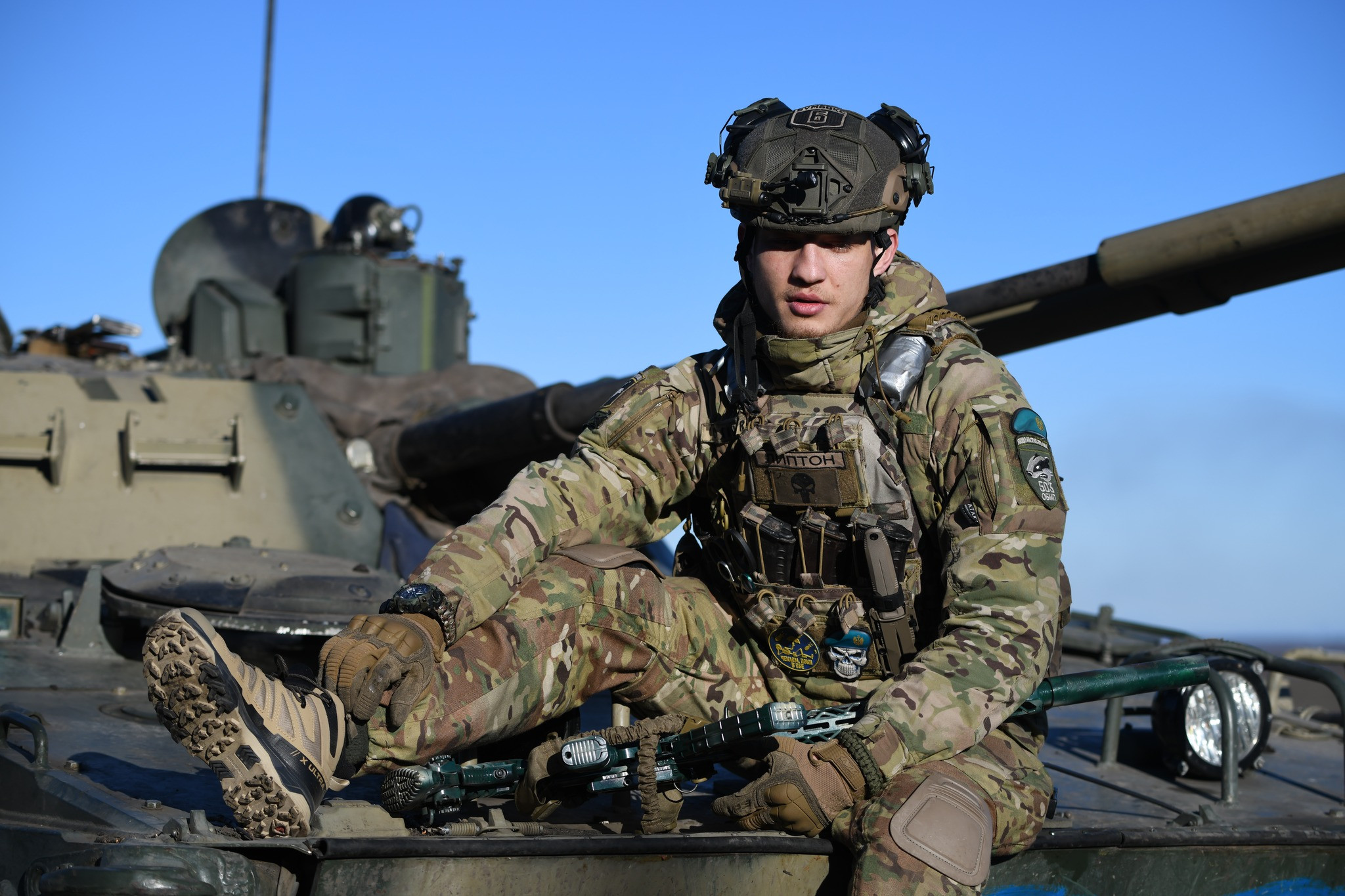 Ukrainian marines destroy 4 Russian munitions depots. espreso