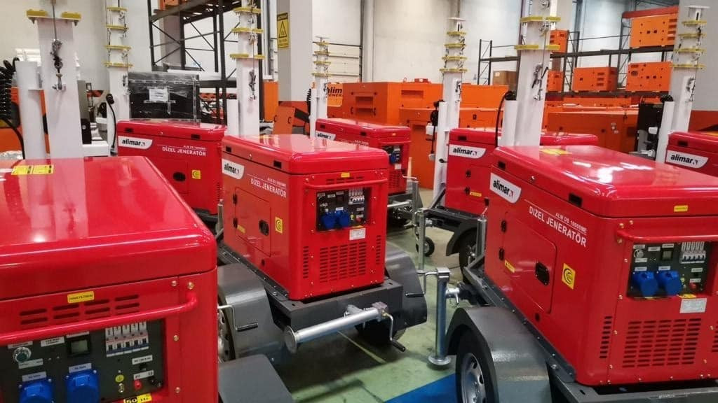 Ukraine receives 15 generator lighting towers from Canada, there will ...