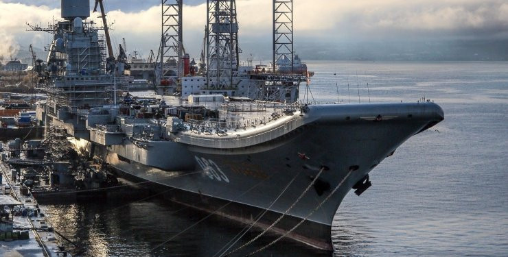 Fire breaks out on cruiser Admiral Kuznetsov in Murmansk. Espreso