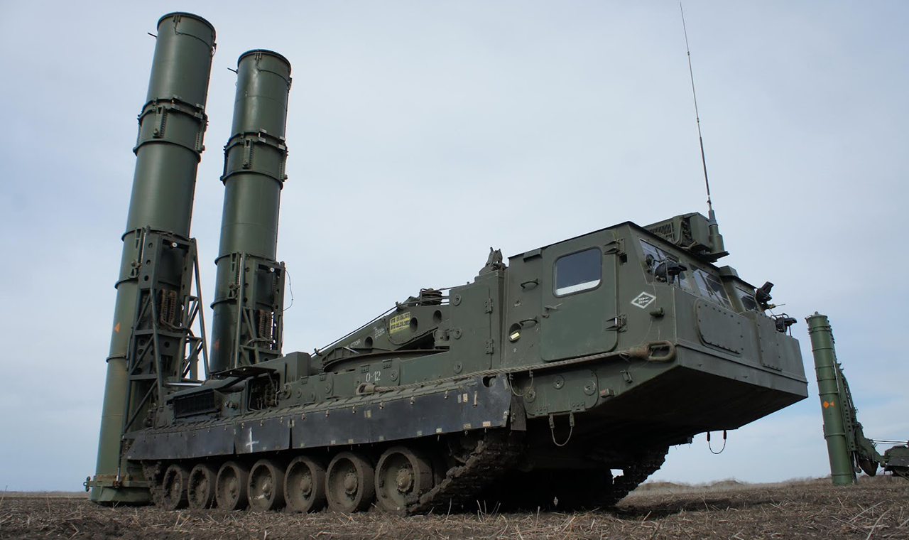 Russia hits administrative building with S-300 missile in Kharkiv ...