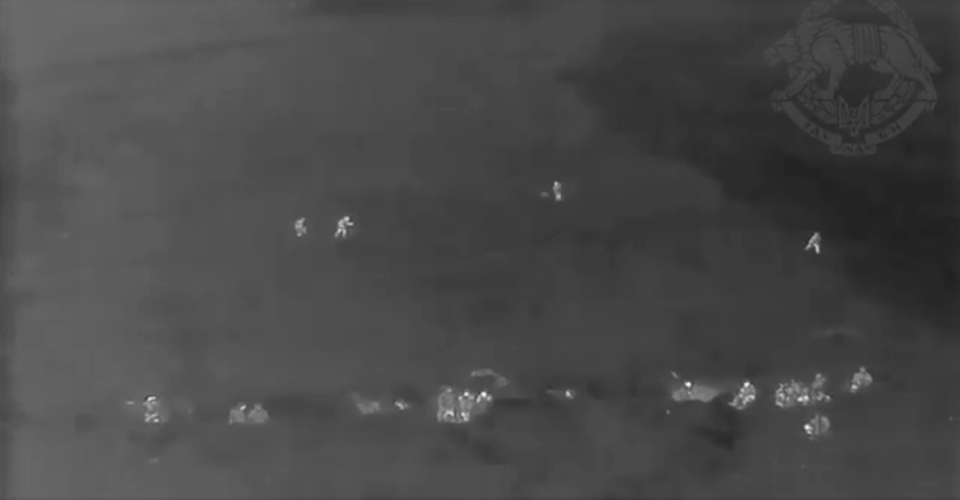 Neutralised 13 Russian servicemen and captured 5: Ukrainian fighters ...