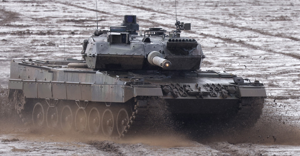 Ukraine expects to receive about 100 Leopard tanks from 12 countries ...