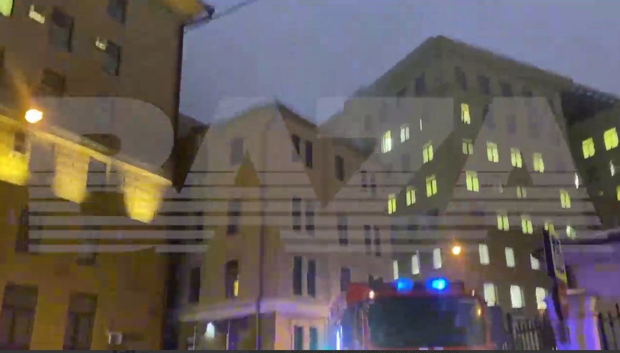 Main City Department of Russian Interior Ministry in Moscow is on fire ...