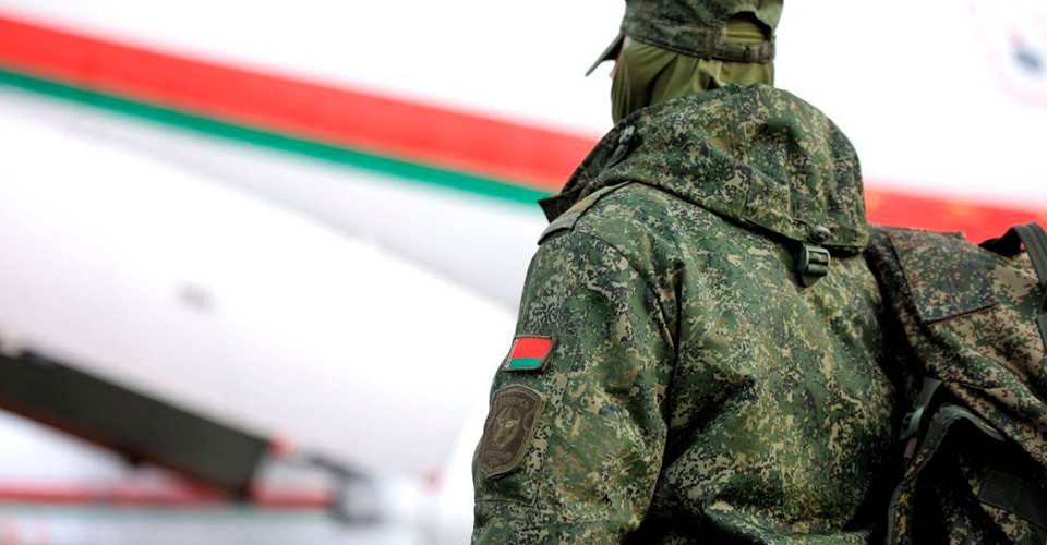 Tents to house thousands of soldiers spotted near Belarusian military ...