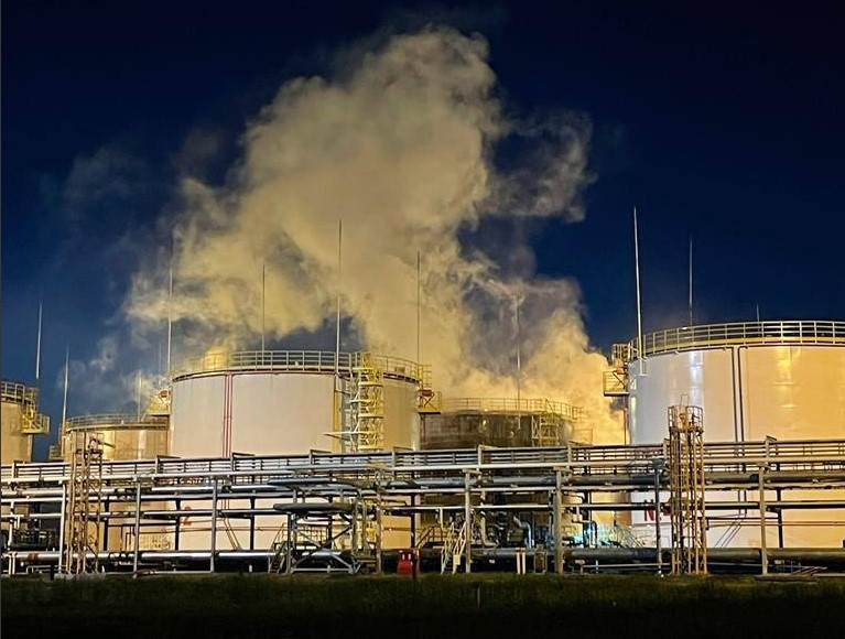 Drone strike hits Russia's Syzran oil refinery