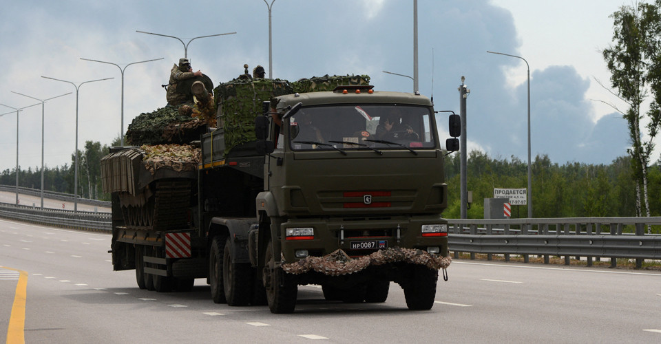 Large Wagner PMC convoy arrives in Belarus, Ukraine confirms. Espreso