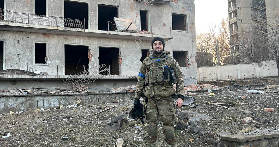 Azov fighter Bohdan Ravlikovskyi about crossing from port to Azovstal