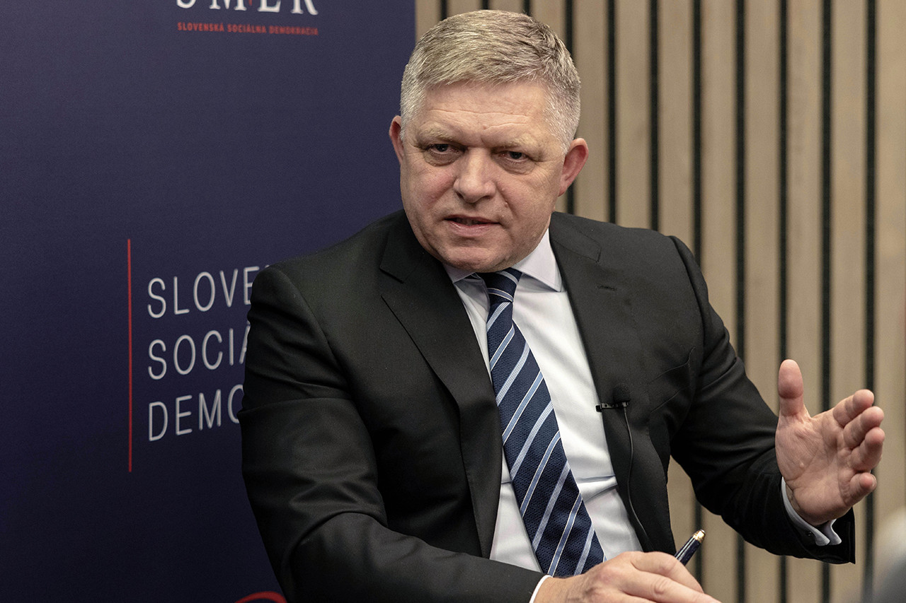 Fico announces plans to attend May 9 parade in Moscow