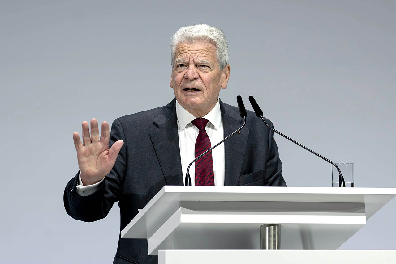 Ex German President supports providing Ukraine with Taurus missiles