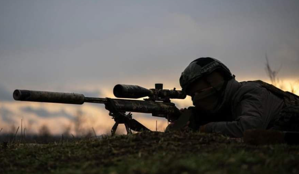 Ukrainian sniper set world record with 4 km shot