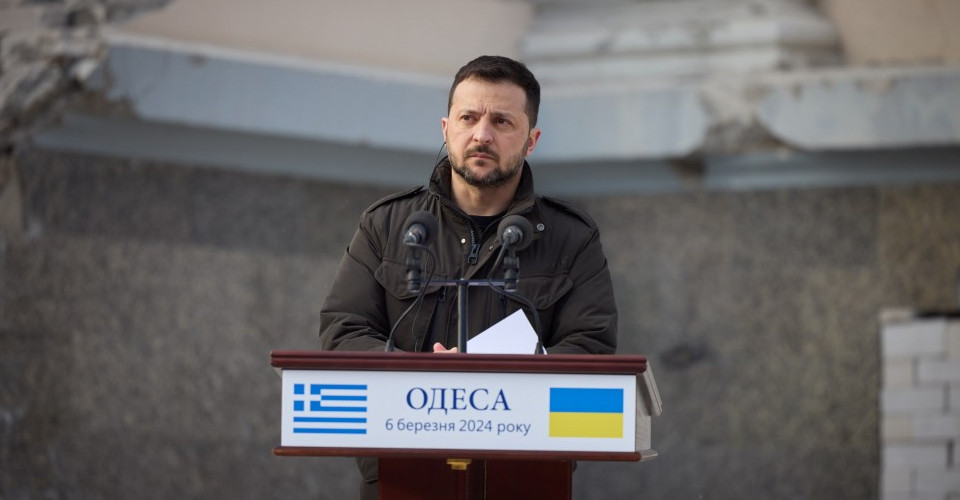 Зеленський відреагував на слова Папи Римського щодо "білого прапора"