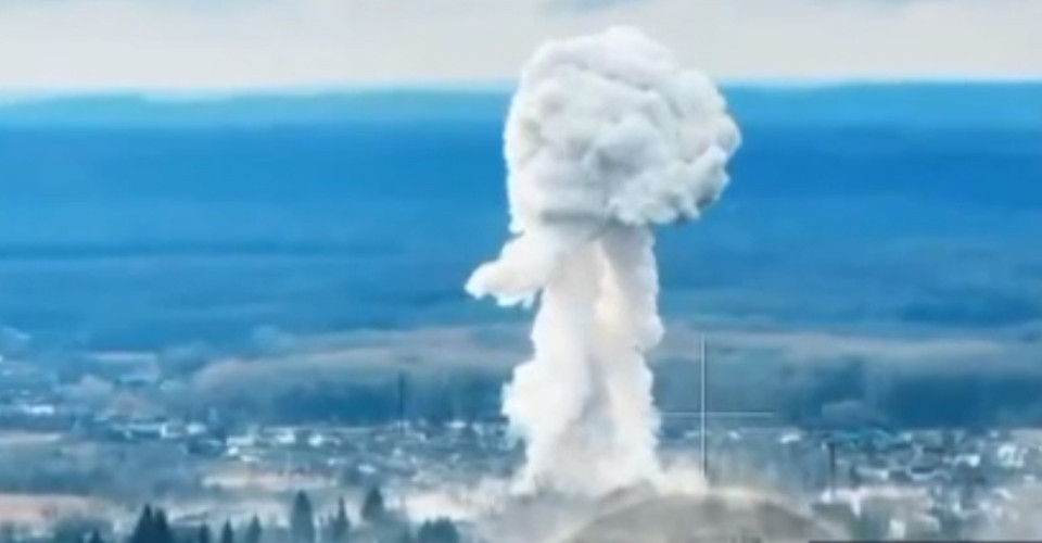 Russia uses powerful ODAB-1500 bomb in Ukraine for the first time Russia uses powerful ODAB-1500 bomb in Ukraine for the first time
