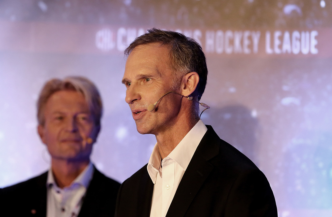 Гашек емоційно звернувся до власників клубів НХЛ через росіян у лізі