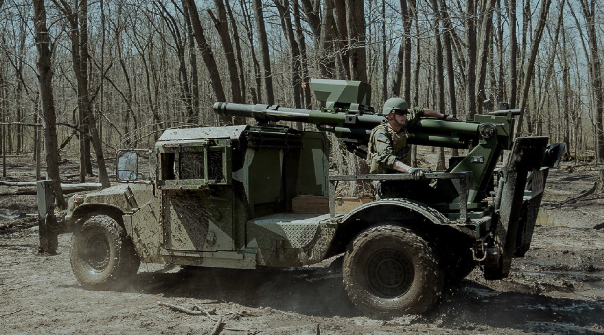 US-supplied 105-mm 2-CT Hawkeye guns: how it can help Ukraine's Armed ...