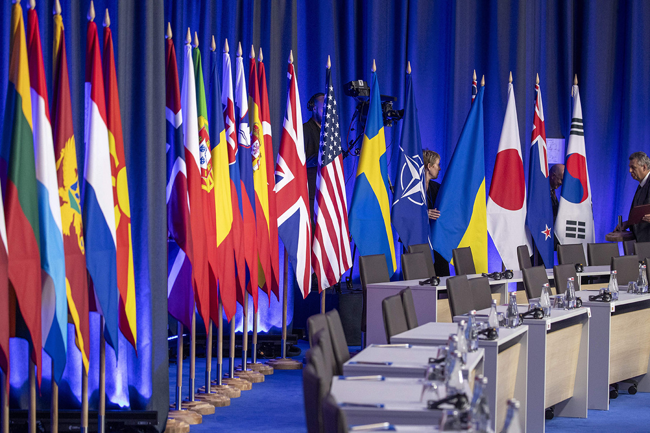 NATO membership could pose risk to Ukraine’s security - military expert