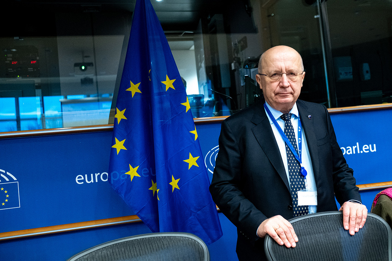 EU needs its own Ukraine peace plans, Commissioner Kubilius says