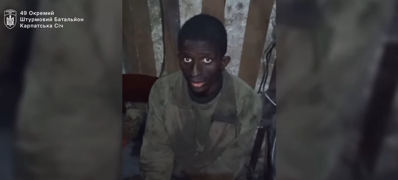 Ukrainian soldiers capture mercenary from Senegal in Toretsk sector